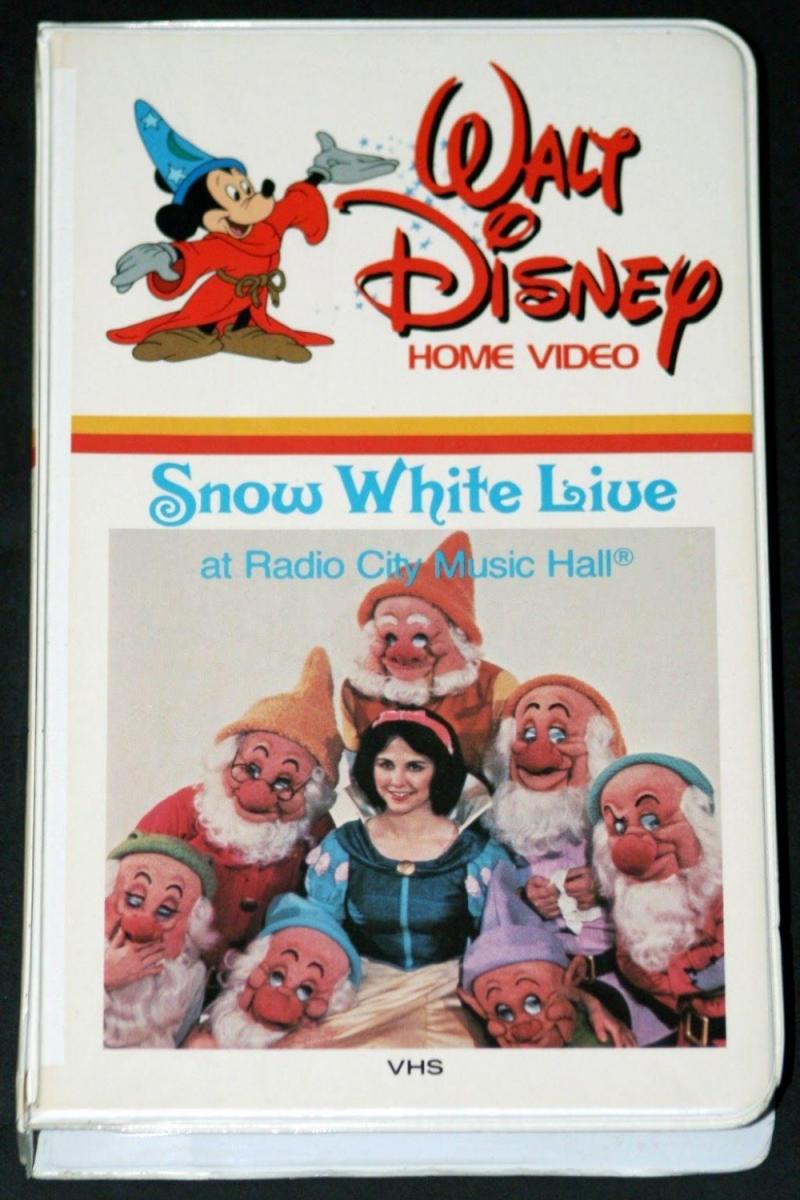 Snow White Live (1981) | FilmFed